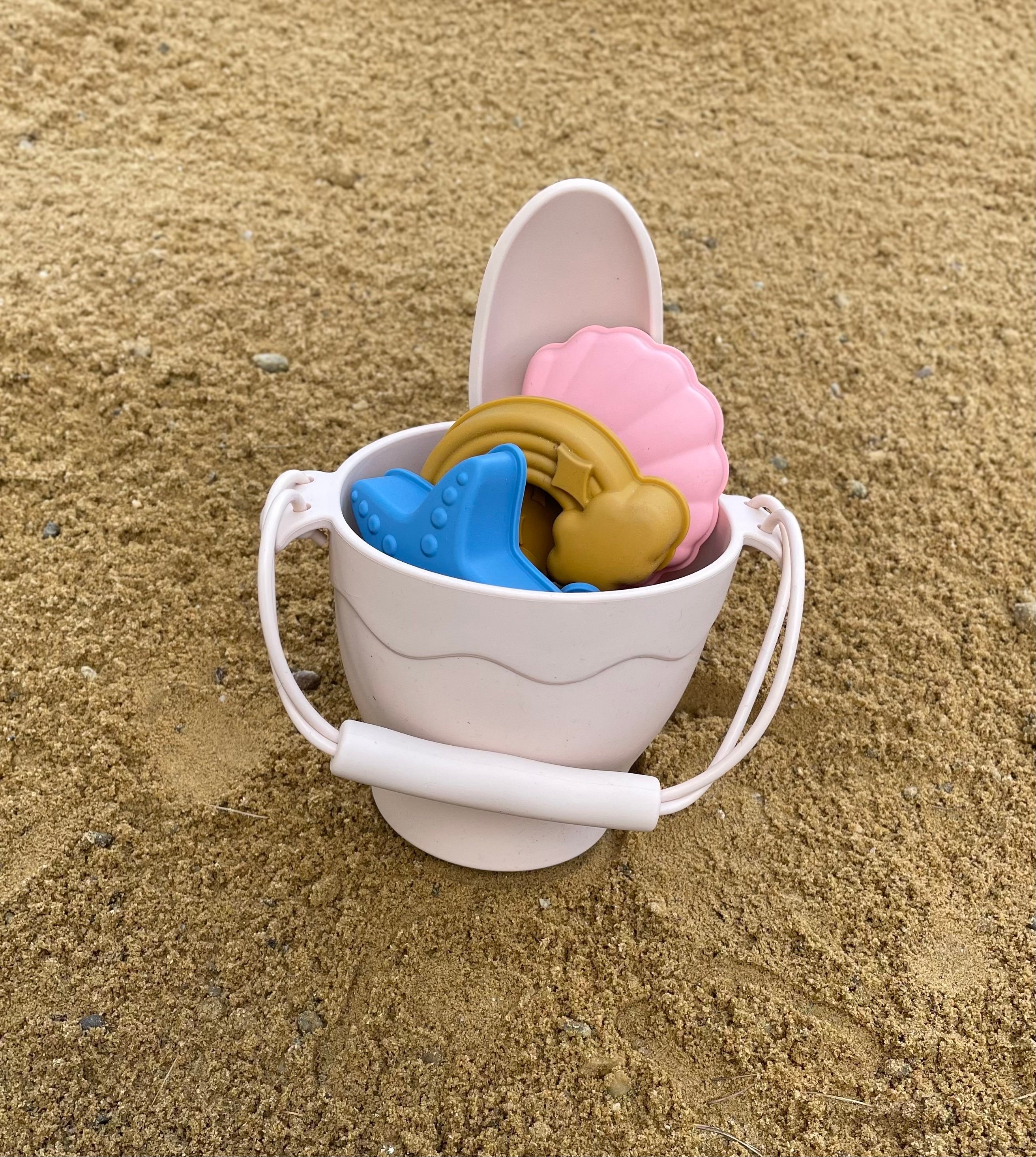 Silicone Beach Bucket, Shovel and 6pc Sand Toys BPA Free Silicone Sand ...