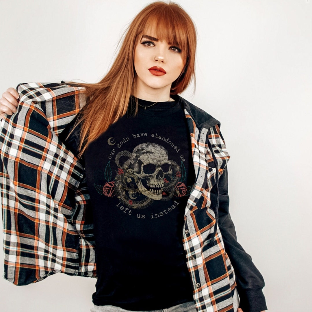 Embroidery Style Gothic Skull Snakes and Roses T-shirt the Amazing ...