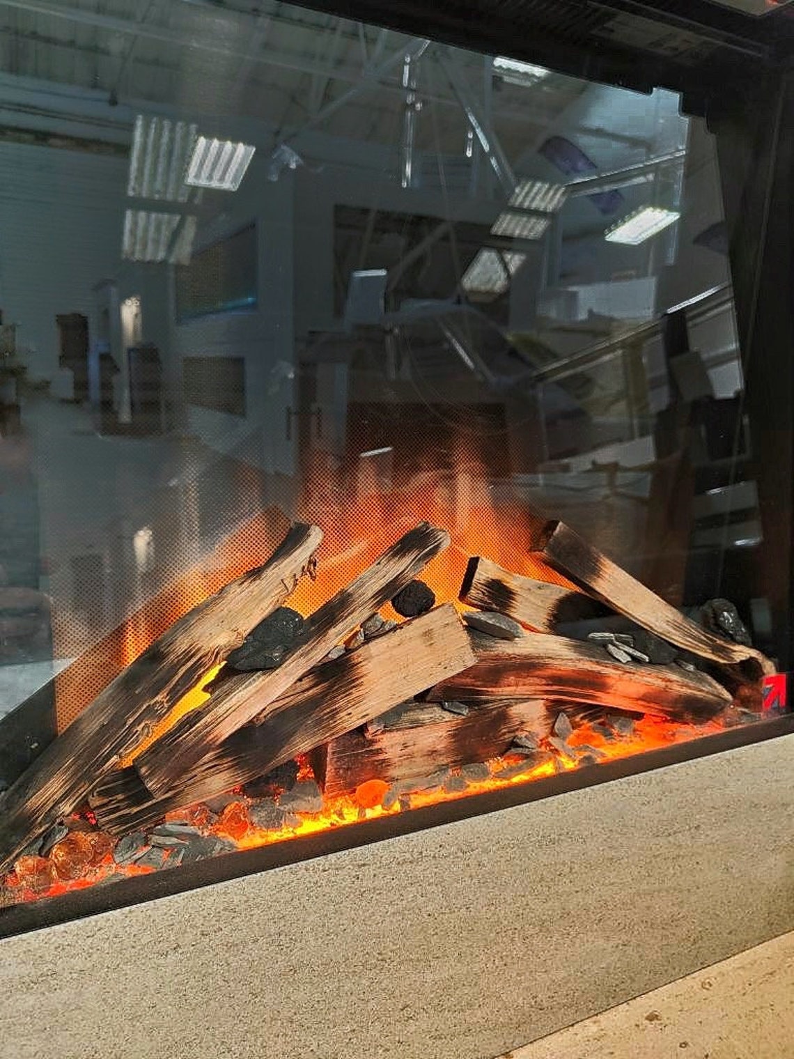 Electric Fireplace Real Decrotive Log Set Perfect for Media Wall ...