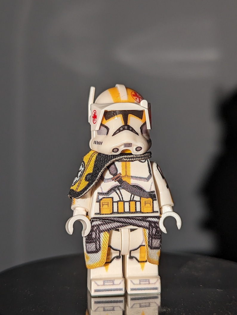 LEGO 327th Star Corps Medic Phase 2 Clone Trooper Decaled - Etsy