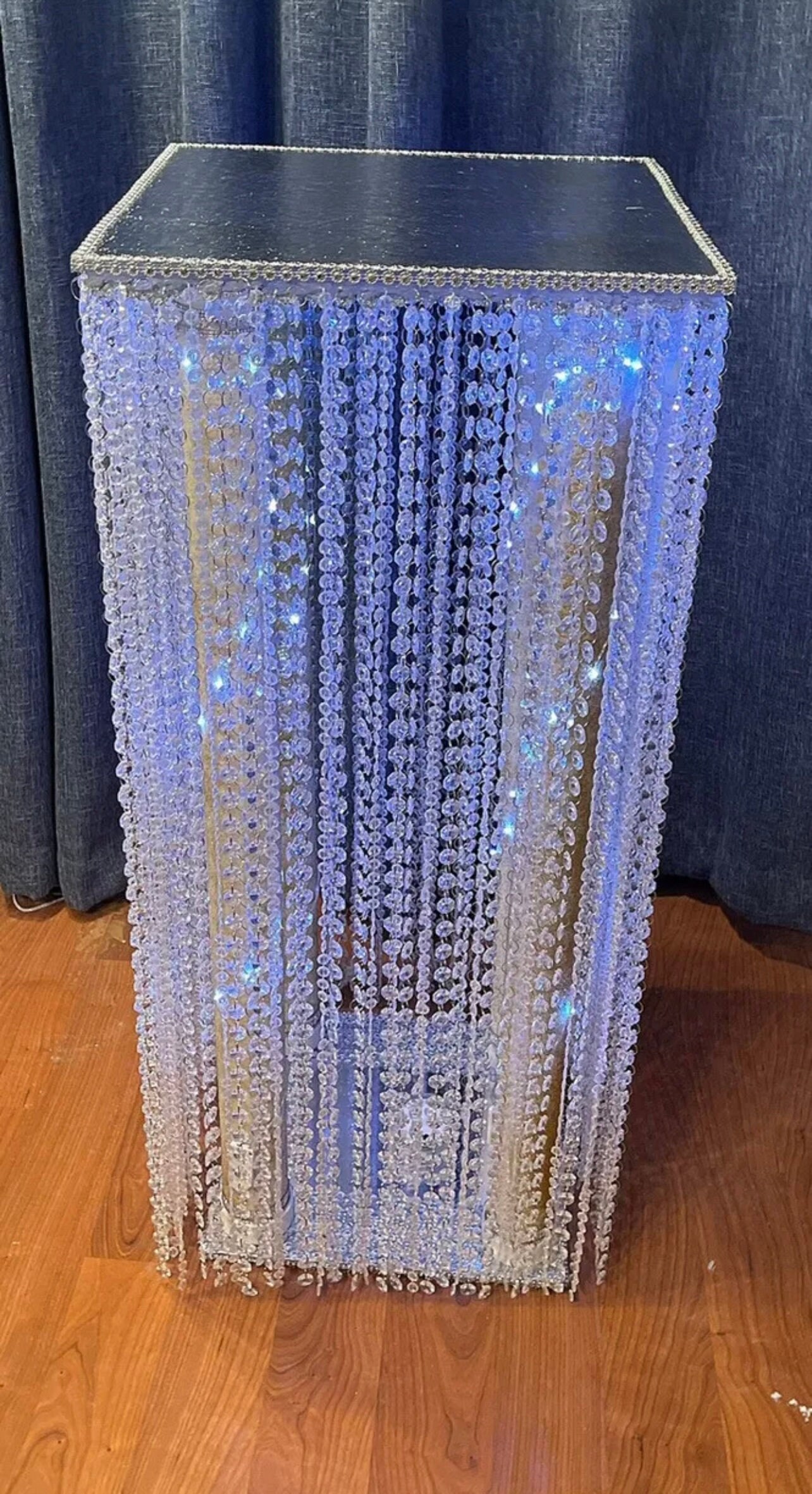 SQUARE Cake Table Crystal Cake Stand - Etsy