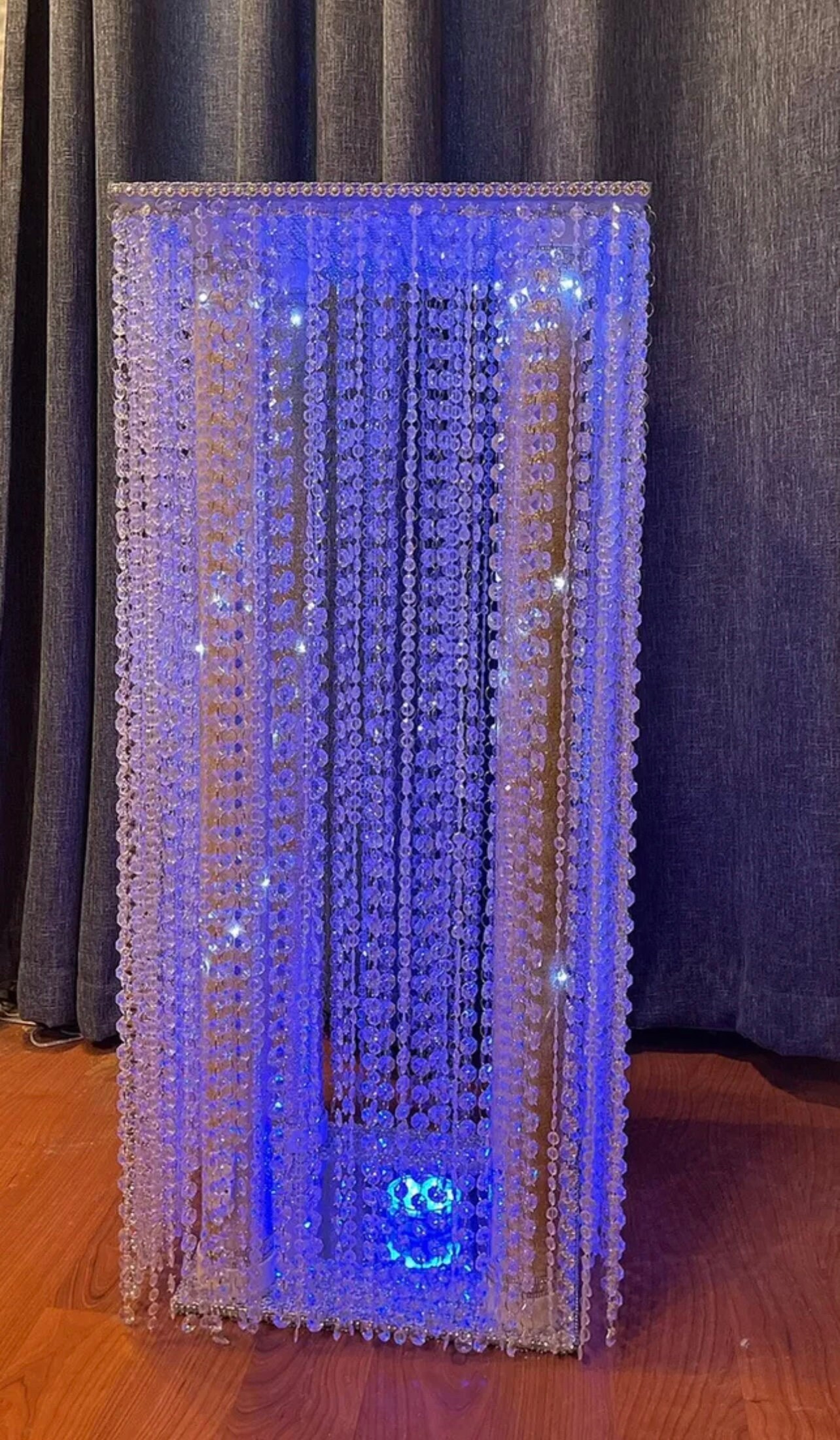 SQUARE Cake Table Crystal Cake Stand - Etsy