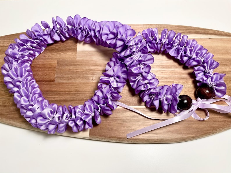 Plumeria Spiral Ribbon Lei W/ Wood Beads - Hawaiian Lei - Graduation ...