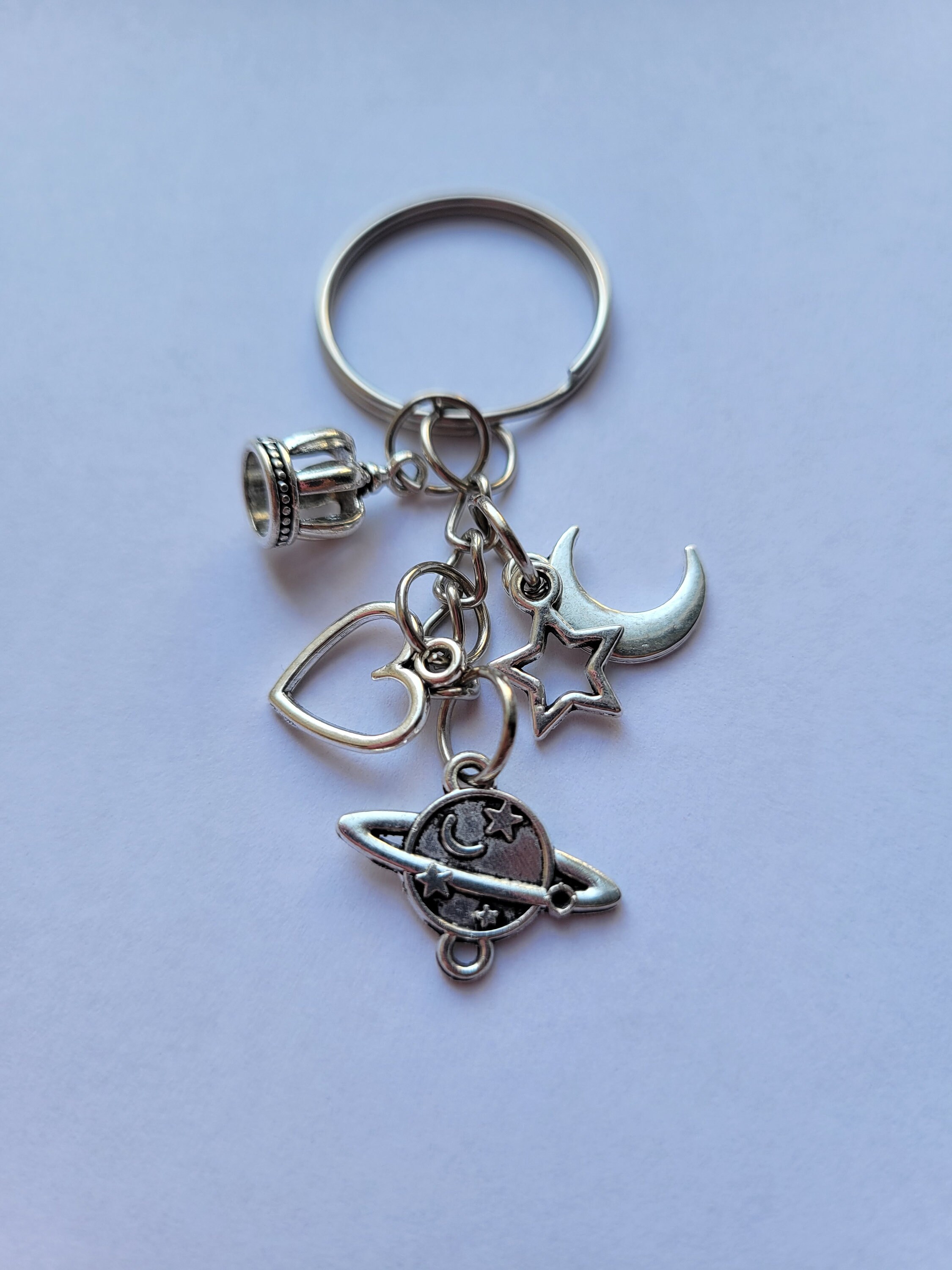 Queen Charlotte: A Bridgerton Story Inspired Keychain/keyring, Book and ...