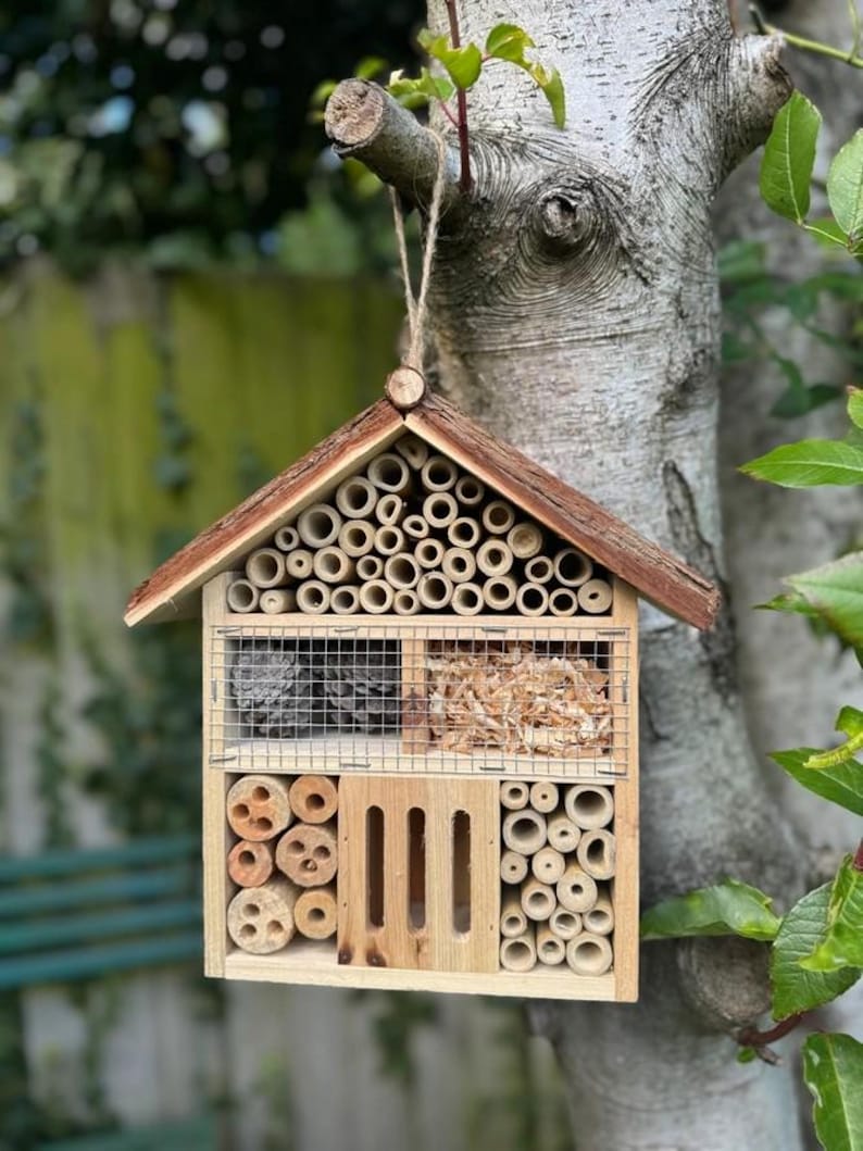 Bug Hotel - Gartenhaus, Bushaus, Insektenhaus - Etsy Österreich