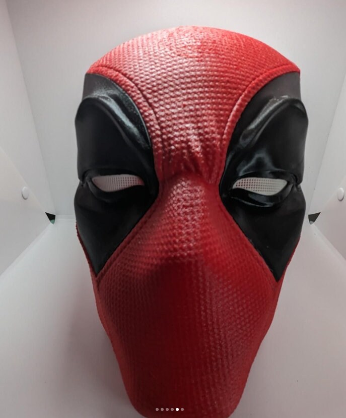 Deadpool Cosplay Helmet 3/eye Expressions - Etsy