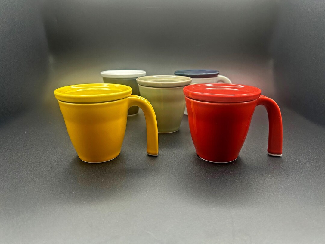 Modern Japanese Style Ceramic Kids Mug With a Lid | Easy to Hold and ...