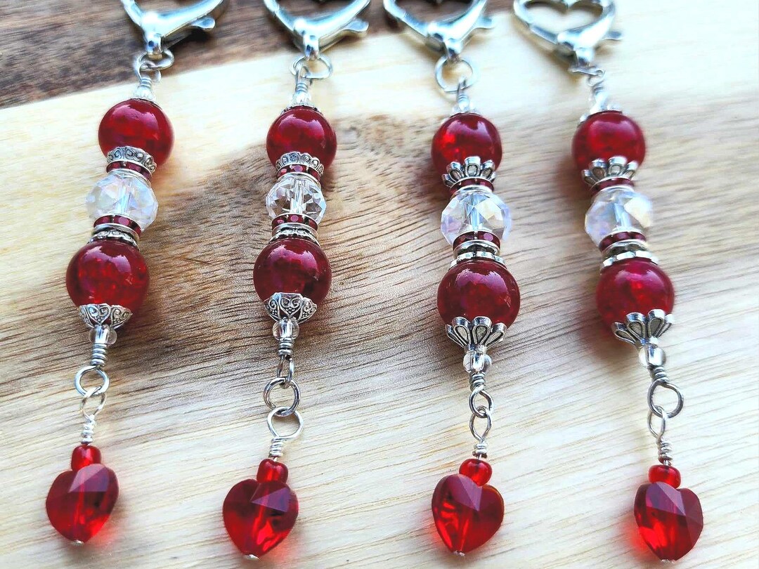 Red Beaded Keychain Crackle Bead Bag Charm Gift for Women Heart Key ...