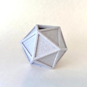 D20 Planter STL Print File With Drainage | 3D Printing | 3D Gift ...