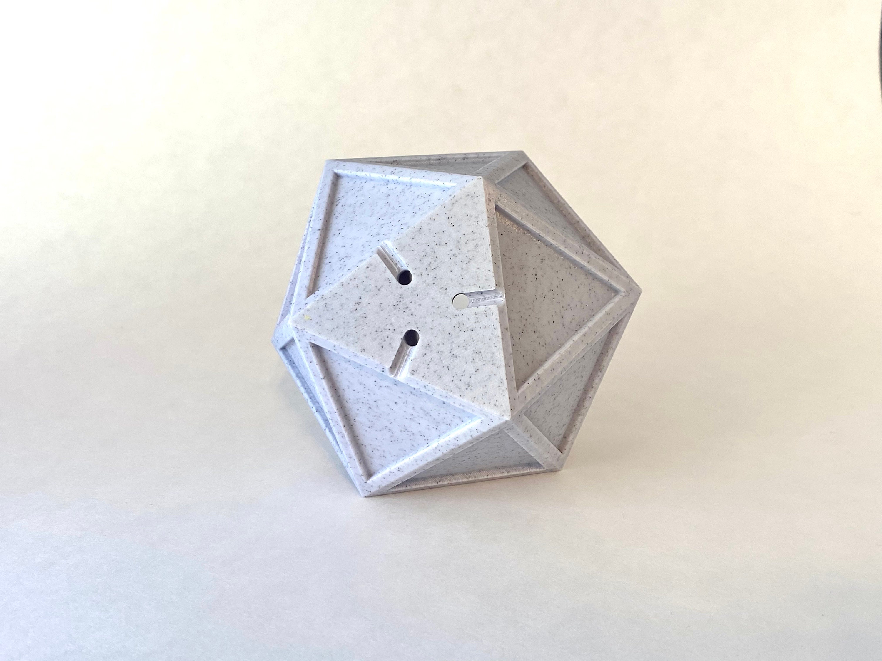 D20 Planter STL Print File With Drainage | 3D Printing | 3D Gift ...