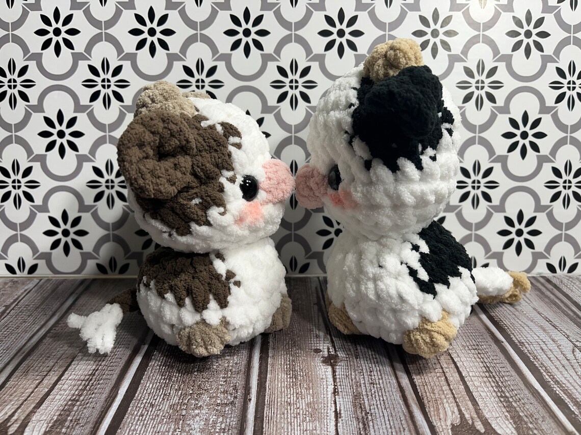 Chibi Cow Digital Crochet Pattern, Chonky Dairy Cow Crochet, Dairy Cow ...