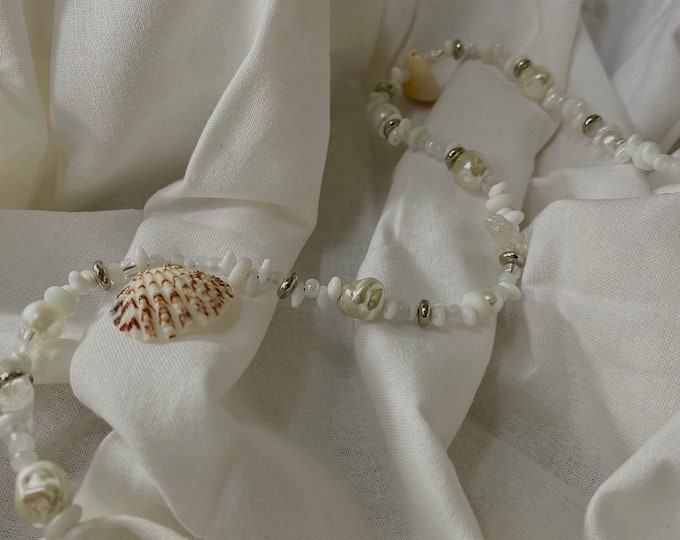 White Beaded Belly Chain With Cowrie Shells | Beach-style Body ...