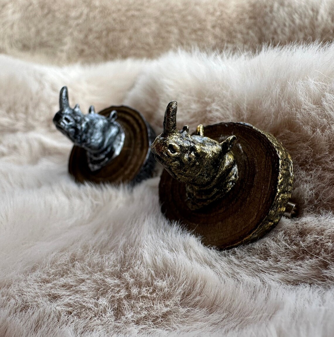 Rhinoceros Mini Metallic Wall-mounted Taxidermy Pins - Etsy