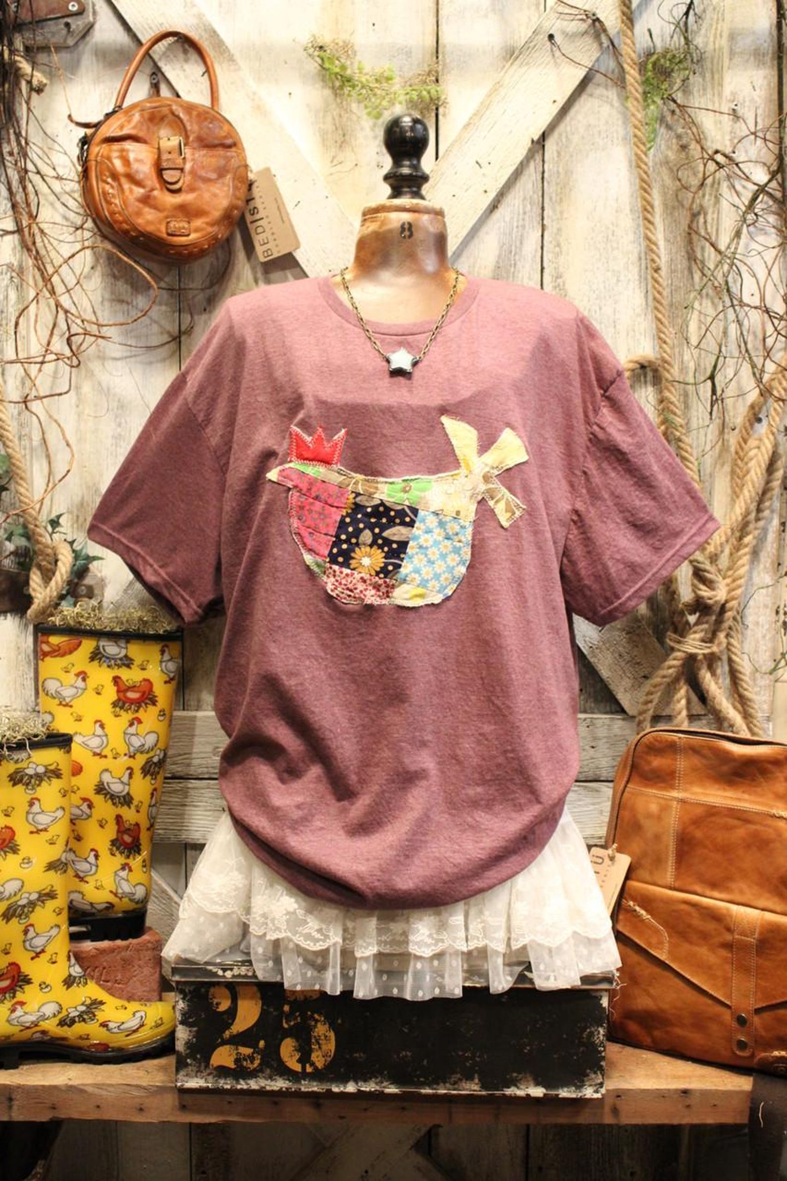 FGO Queen of the Flock Chicken Vintage Quilt T-shirt - Etsy