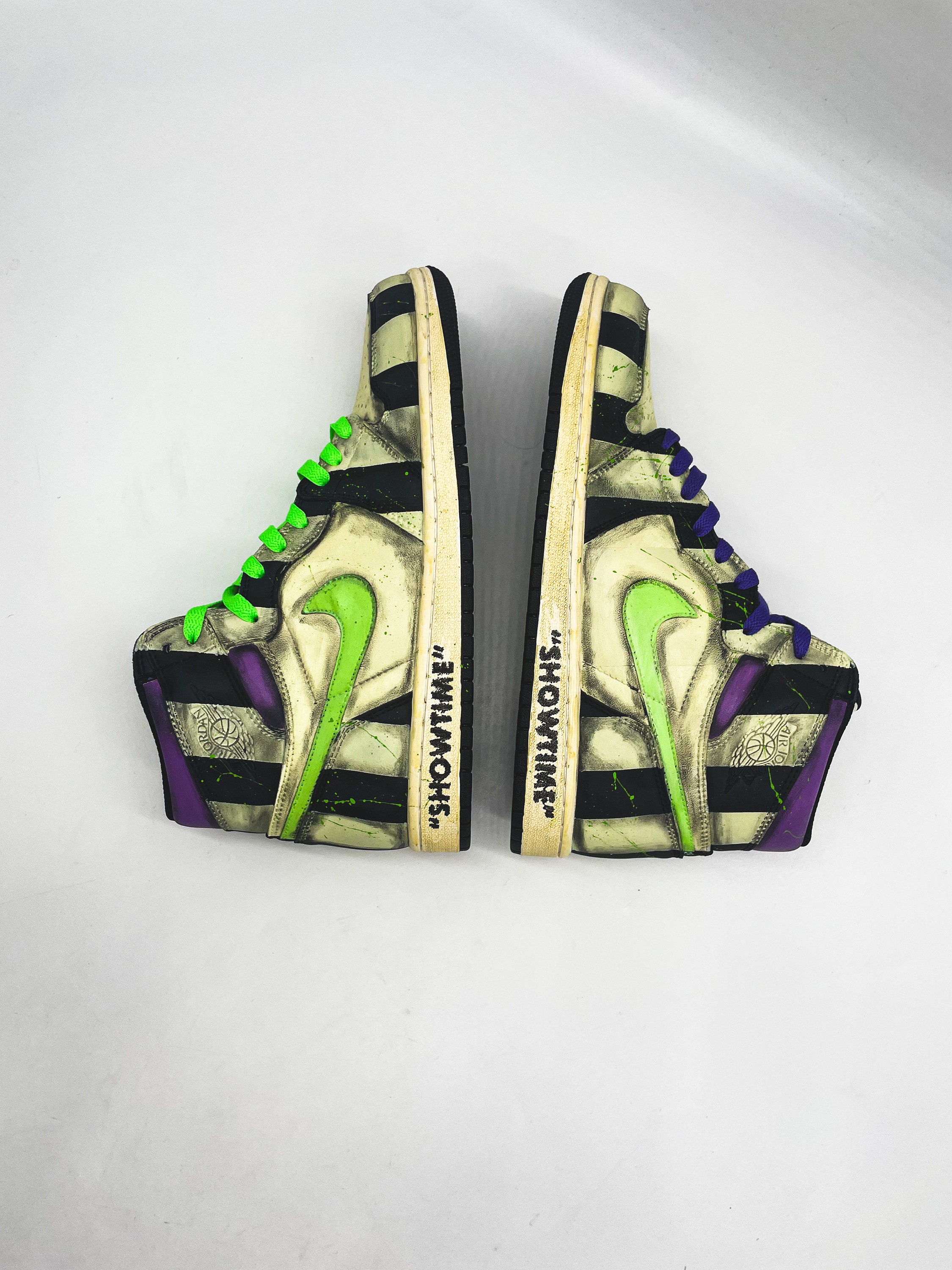 Custom Beetlejuice AJ1 High - Etsy