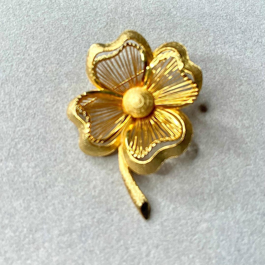 Vintage Monet 3D Clover Flower Brooch - Etsy
