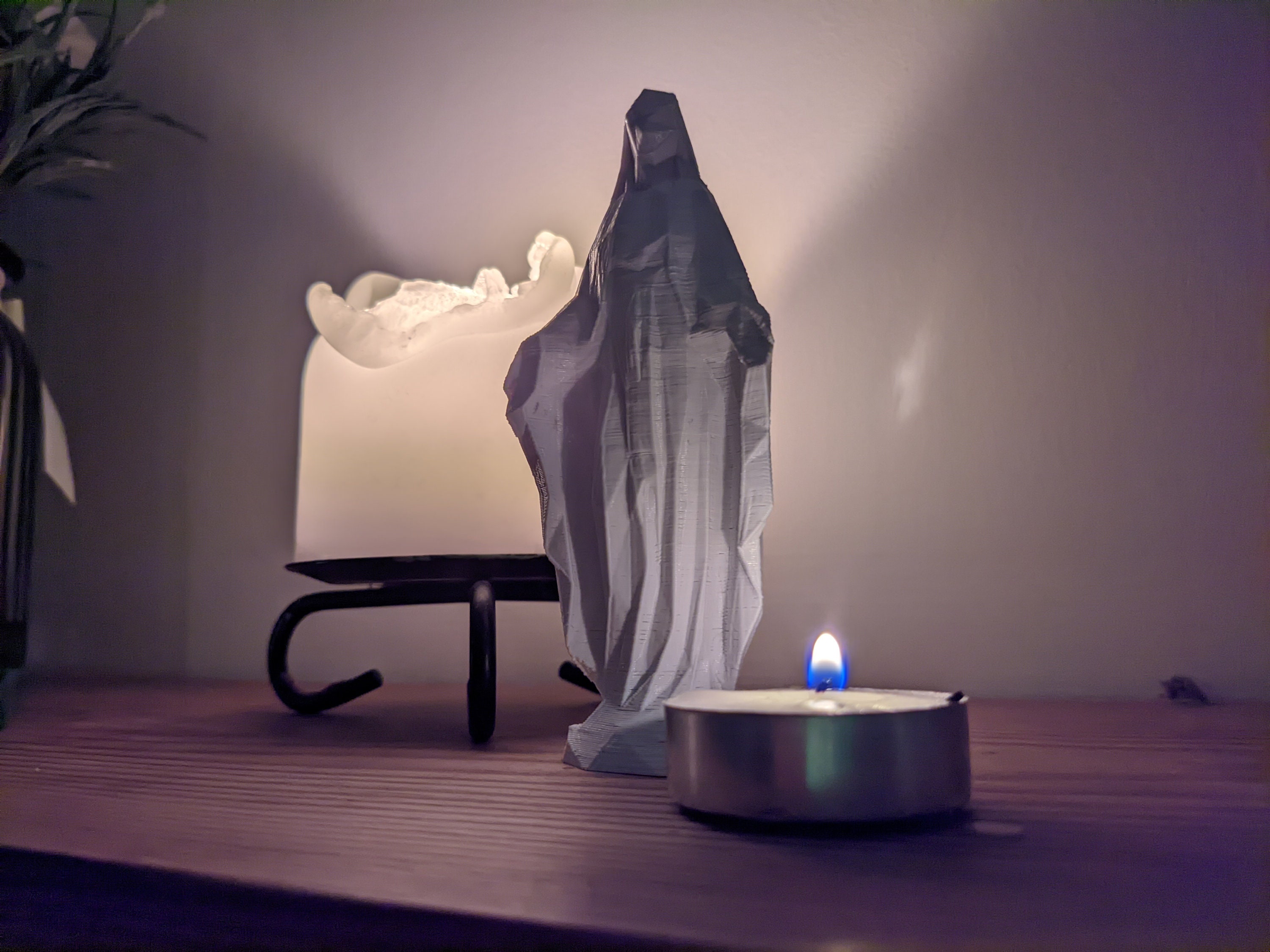 Low-poly Virgin Mary - Etsy