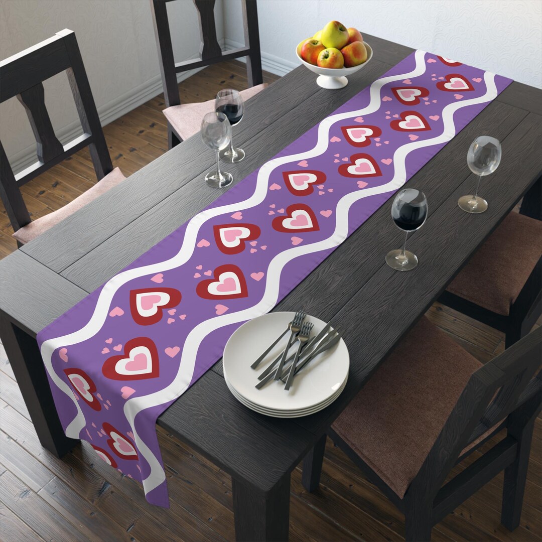 Valentine Table Runner - Heart Table Decor - Valentine Decor - Etsy