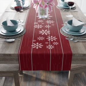 Country Christmas Table Runner - Snowflakes on Burgundy Woodgrain ...