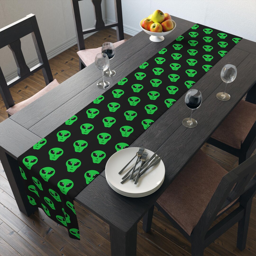 Alien Table Runner, Halloween Table Runner, Space Party Decor, Alien ...