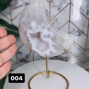 Agate Moons, Moon Carving, Brazilian Agate, Healing Crystals, Crystal ...