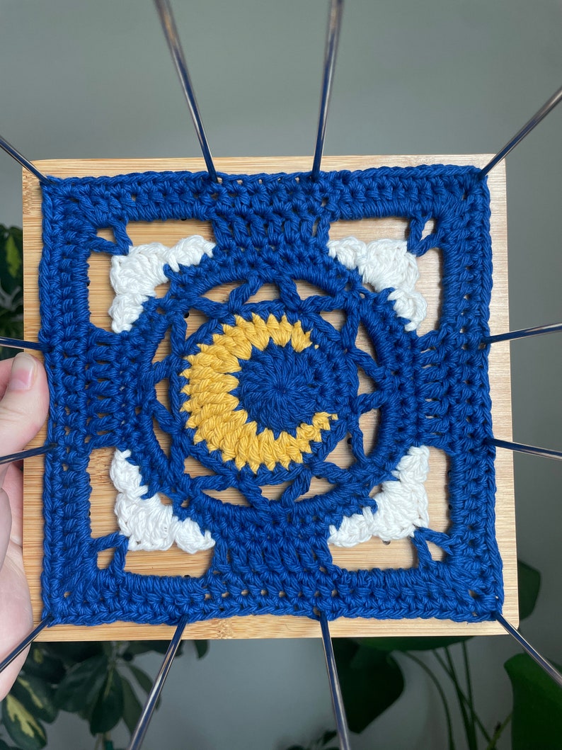 Cloudy Night Granny Square Crochet Pattern (PDF Pattern), Moon and ...