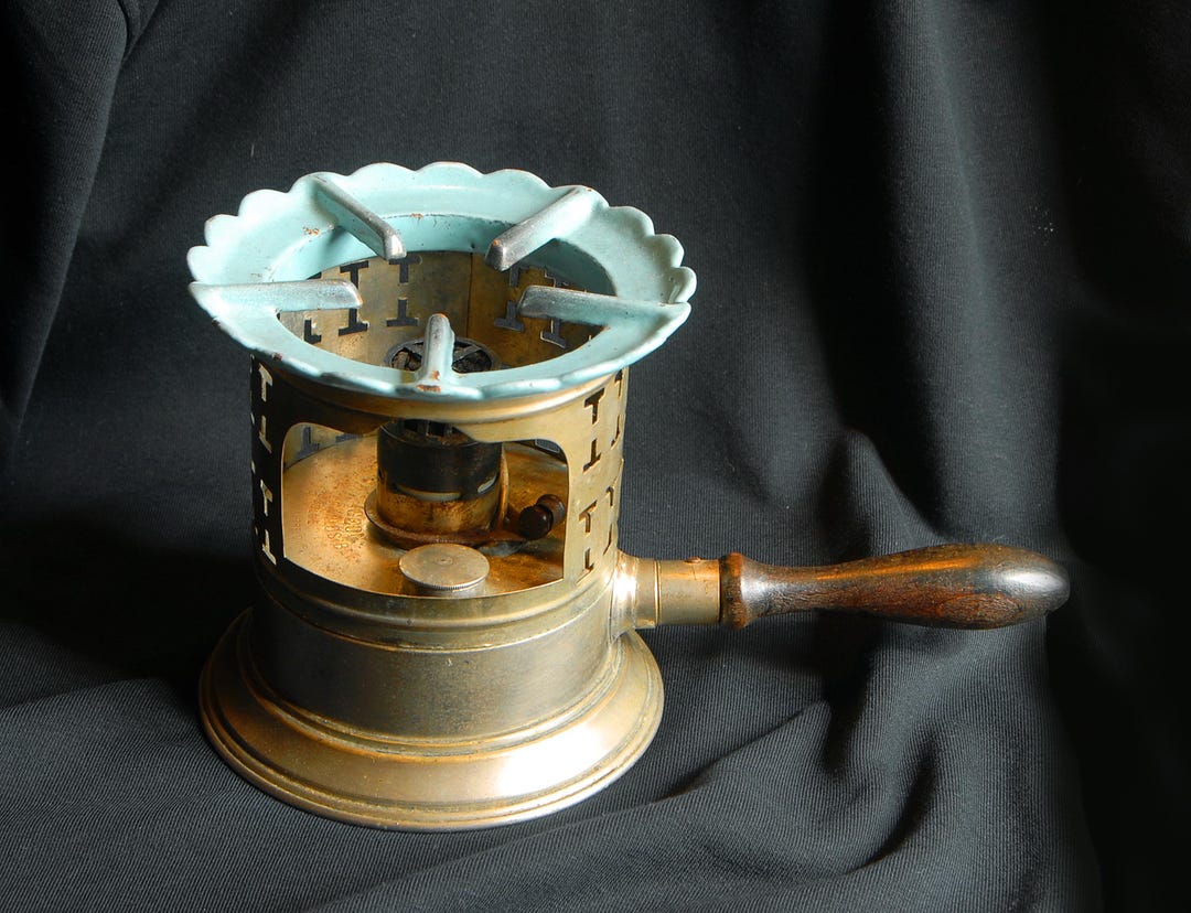 Vintage Metal Stove, Wooden Handle, Enameled Cast Iron Support. - Etsy