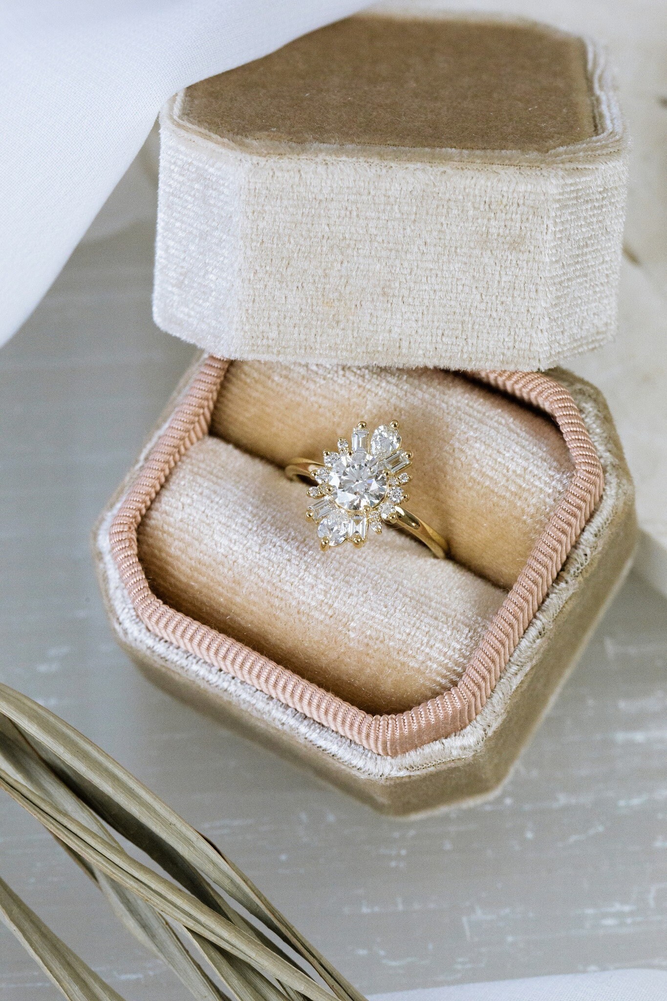 Moissanite Halo Engagement Ring: Gold Art Deco Sunburst Cluster - Etsy