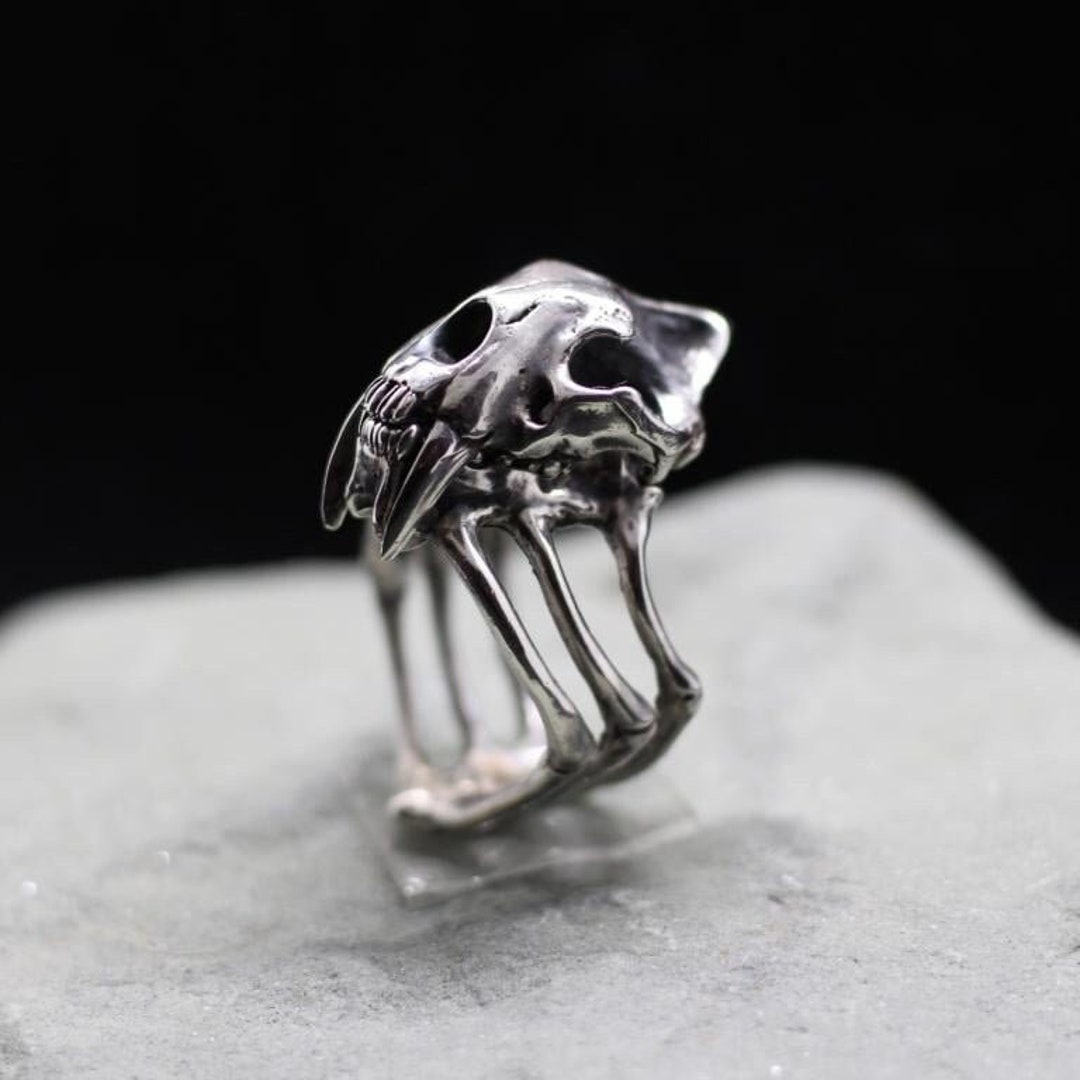 Saber-toothed Tiger Skull Jewelry Ring. Smilodon Scull Bones Ancient ...