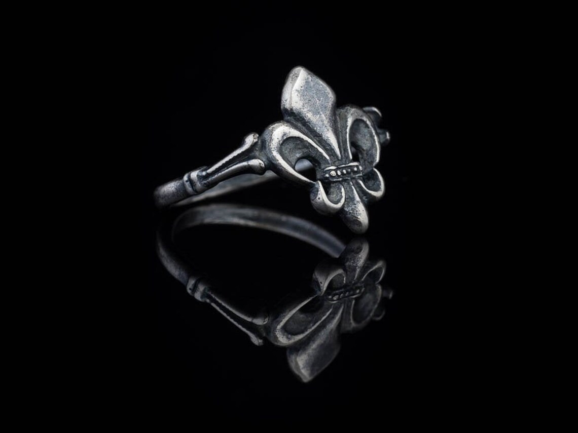 Fleur-de-lis Lily Heraldic Jewelry Ring. France Lily European ...
