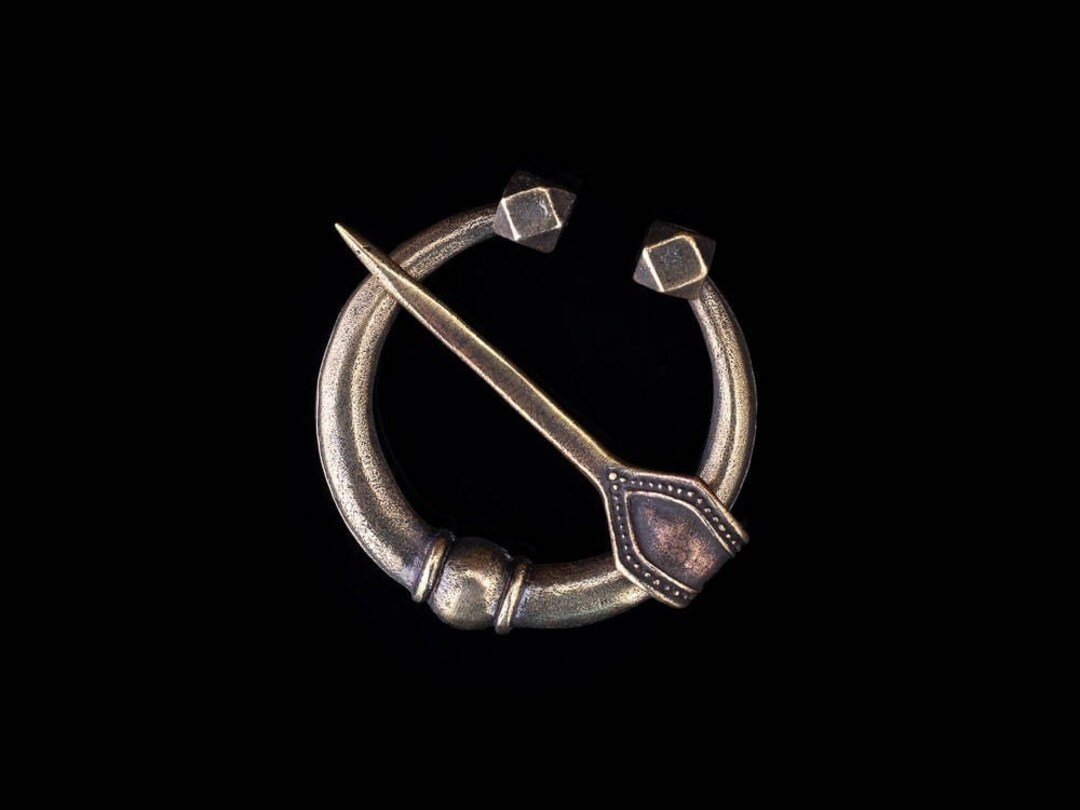 Simple Omega Fibula Jewelry Brooch. North Nord European Traditional ...