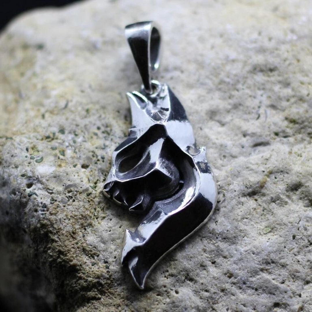 Lynx Bobcat Head Modern Style Jewelry Pendant. Faceted Head of Cat ...