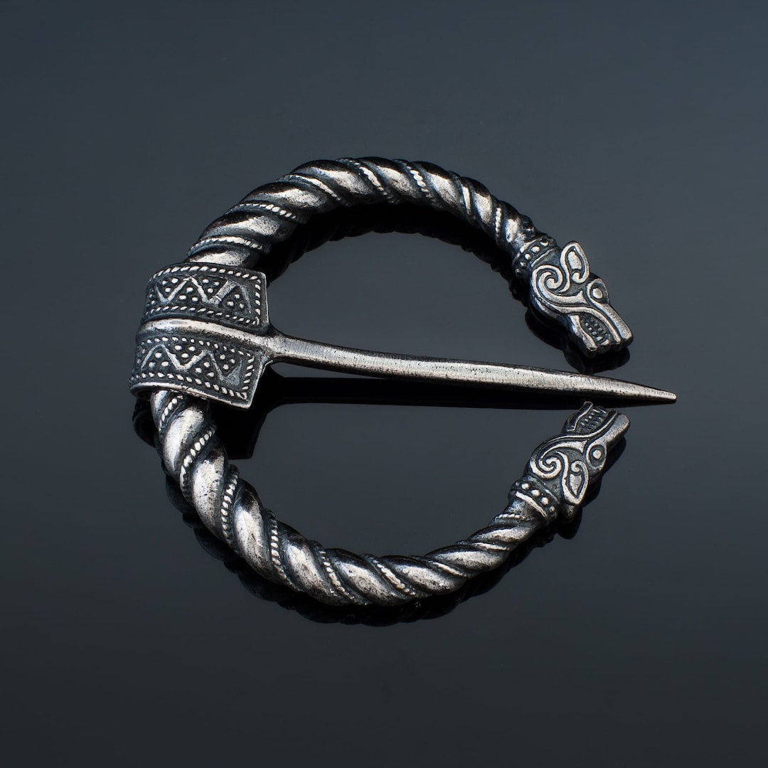 Wolf Heads Medieval Fibula Jewelry Brooch. Badge for Coat. Medieval ...