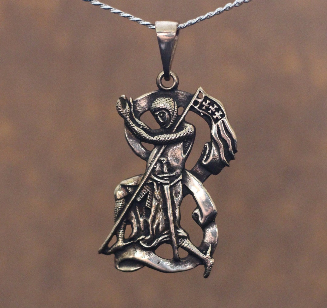 Praying Knight Christian Crusade Symbol Jewelry Pendant. Christian Holy ...