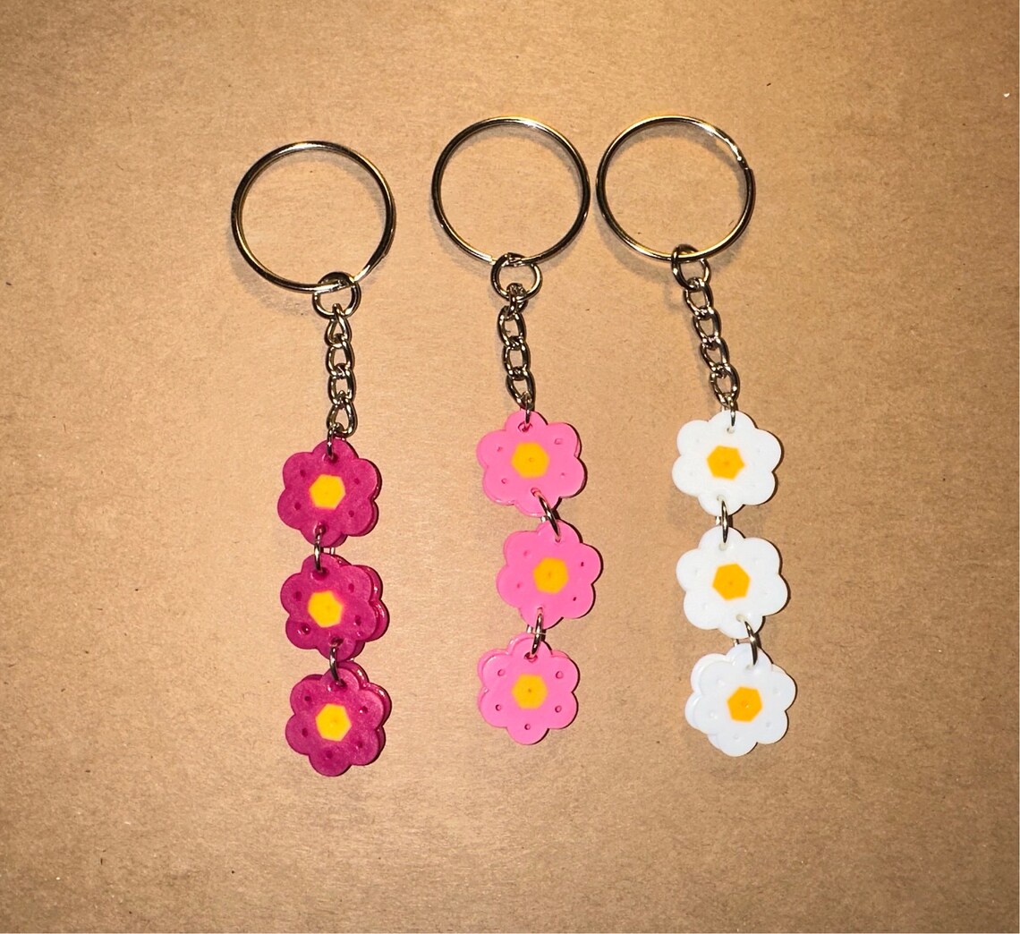 Flower Perler Bead Keychain - Etsy