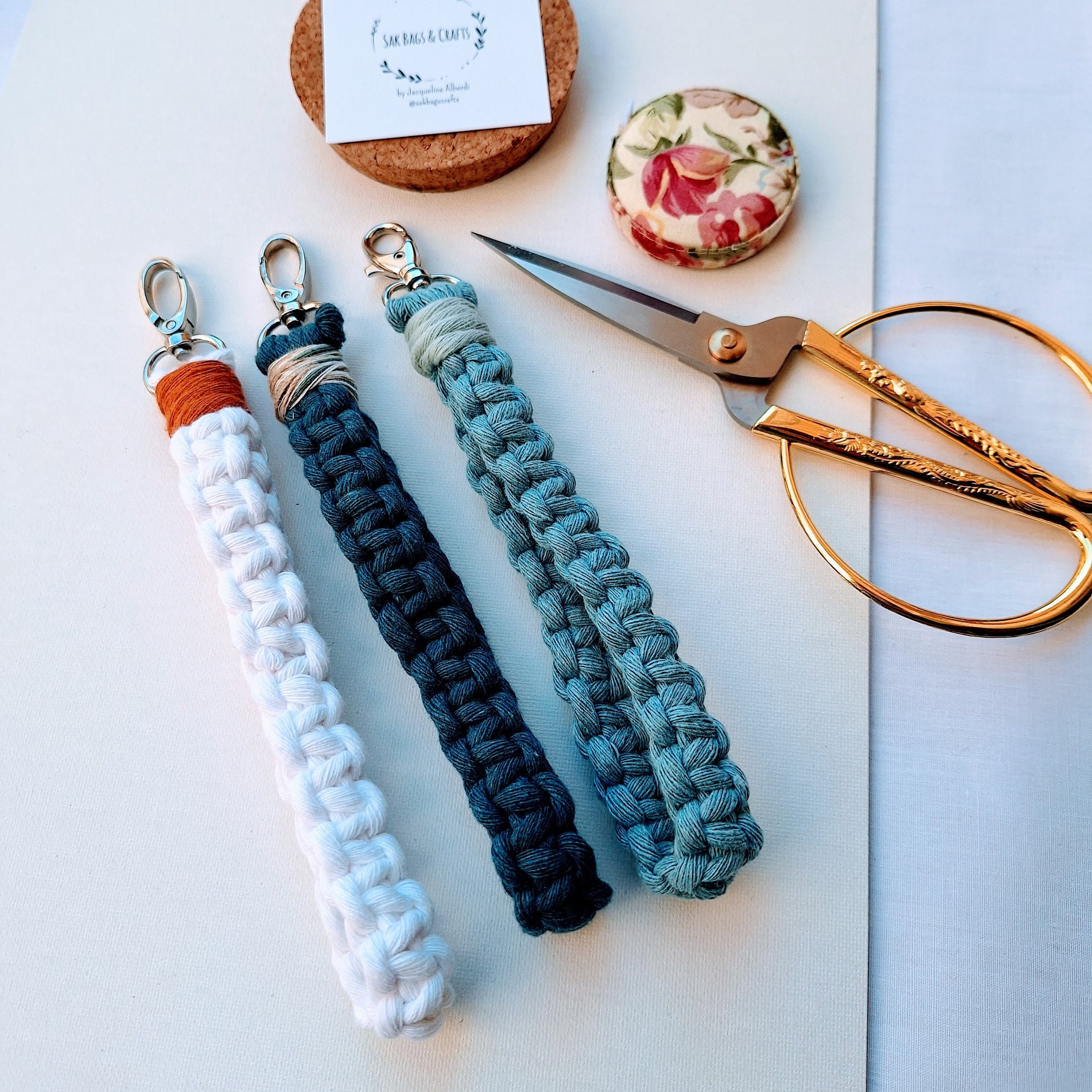 Macrame Keychain Wristlet PDF Pattern, Beginner DIY Tutorial, Step by ...