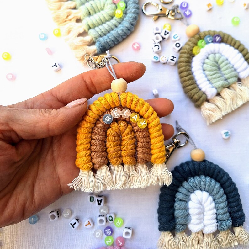 Rainbow Macrame Keychain, PDF Instant Digital Dowload, DIY Rainbow Pattern, Macrame for ...