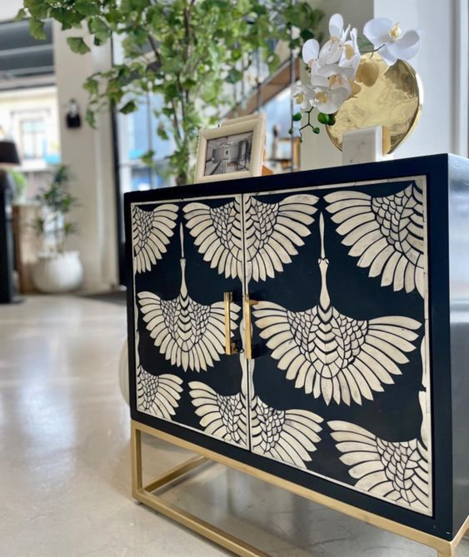 Bone Inlay Swan Chest of Drawer, Bone Inlay Dresser, Bone Inlay ...