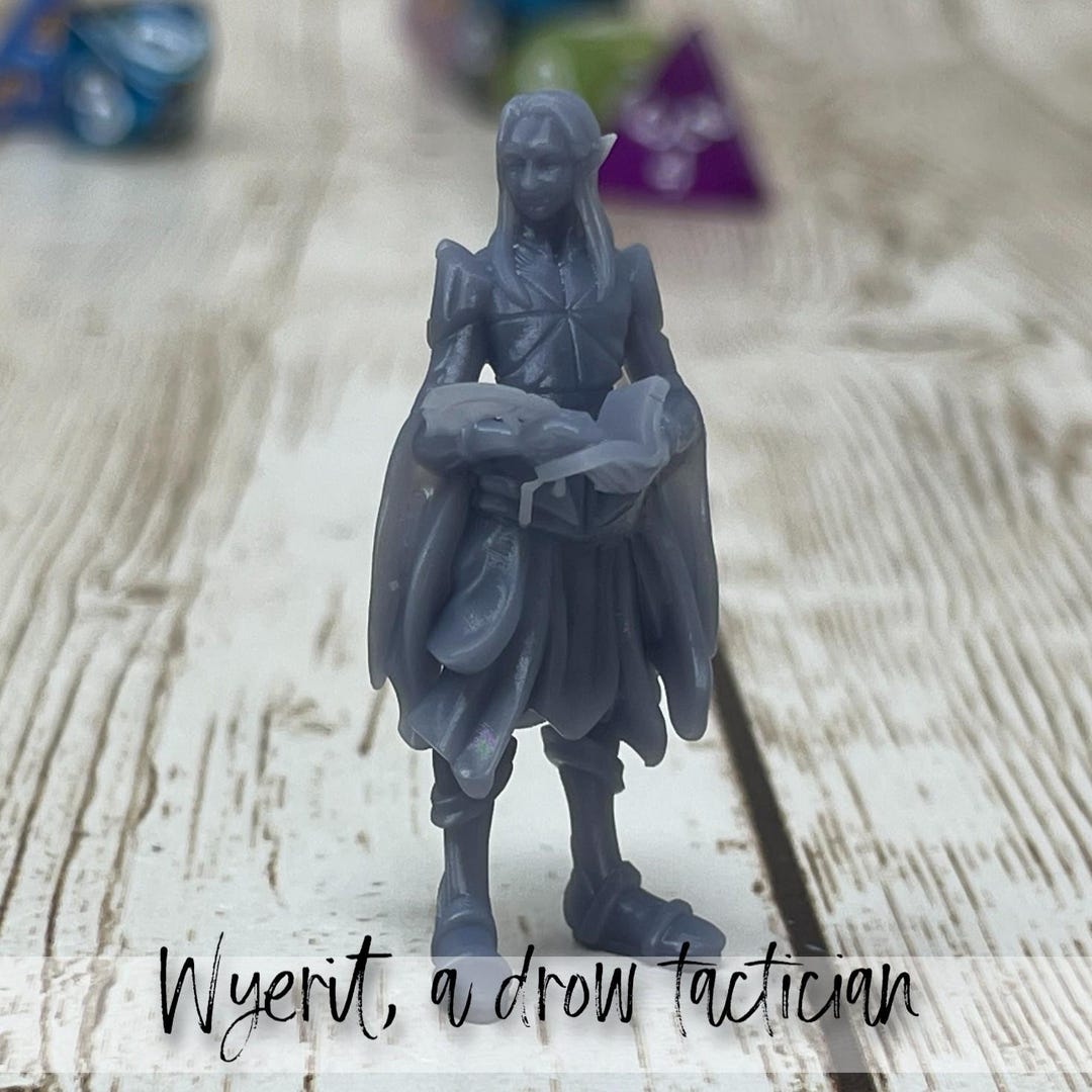 Drow Tactician Fighter Miniature: D&D 5e, Pathfinder, 32mm Scale ...