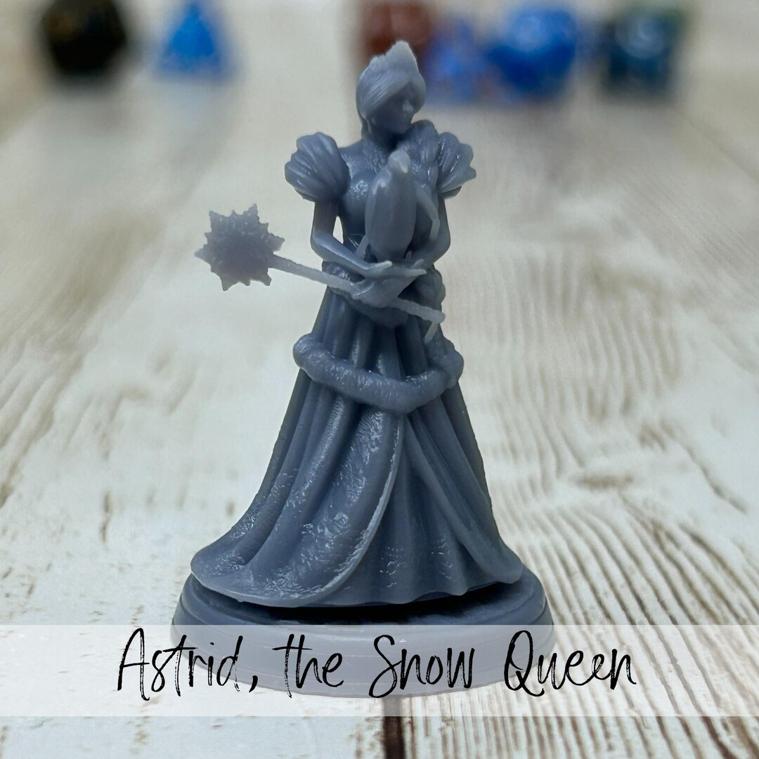 Astrid Snow Queen Miniature: Magic User, D&D 5e, Pathfinder, 32mm Scale ...