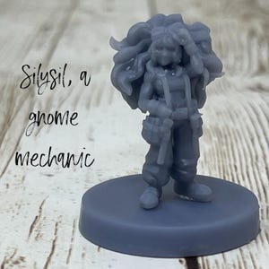 D&d Miniature Artificer Gnome Female - Etsy