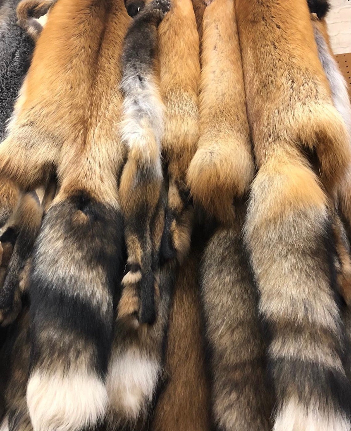 Ranch Red Fox Fur Pelts - Etsy Canada
