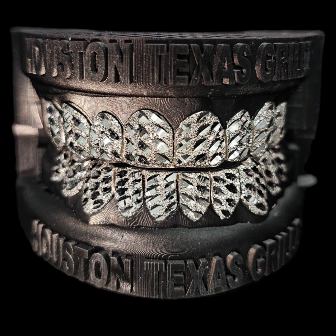Custom Fit Diamond Dust & Diamond Cut Gold Teeth Grillz Slashes in ...