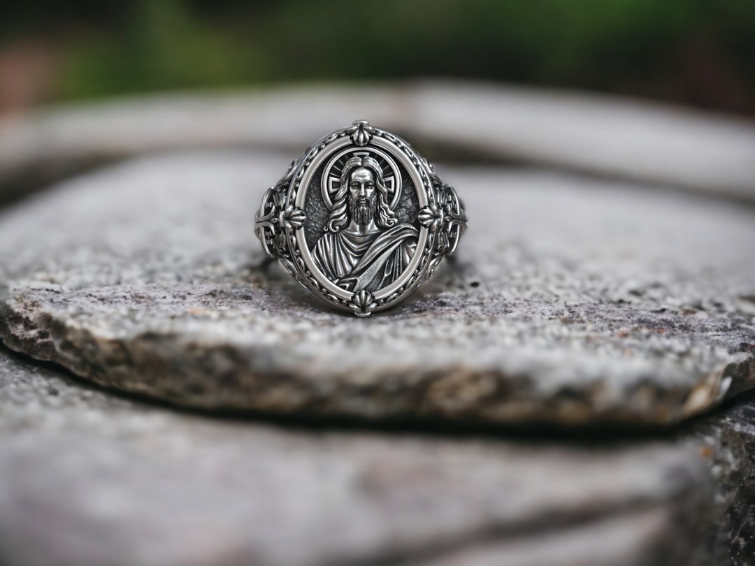 Signet Jesus Christ Ring for Men: Silver Religious Ring, Large Jesus ...