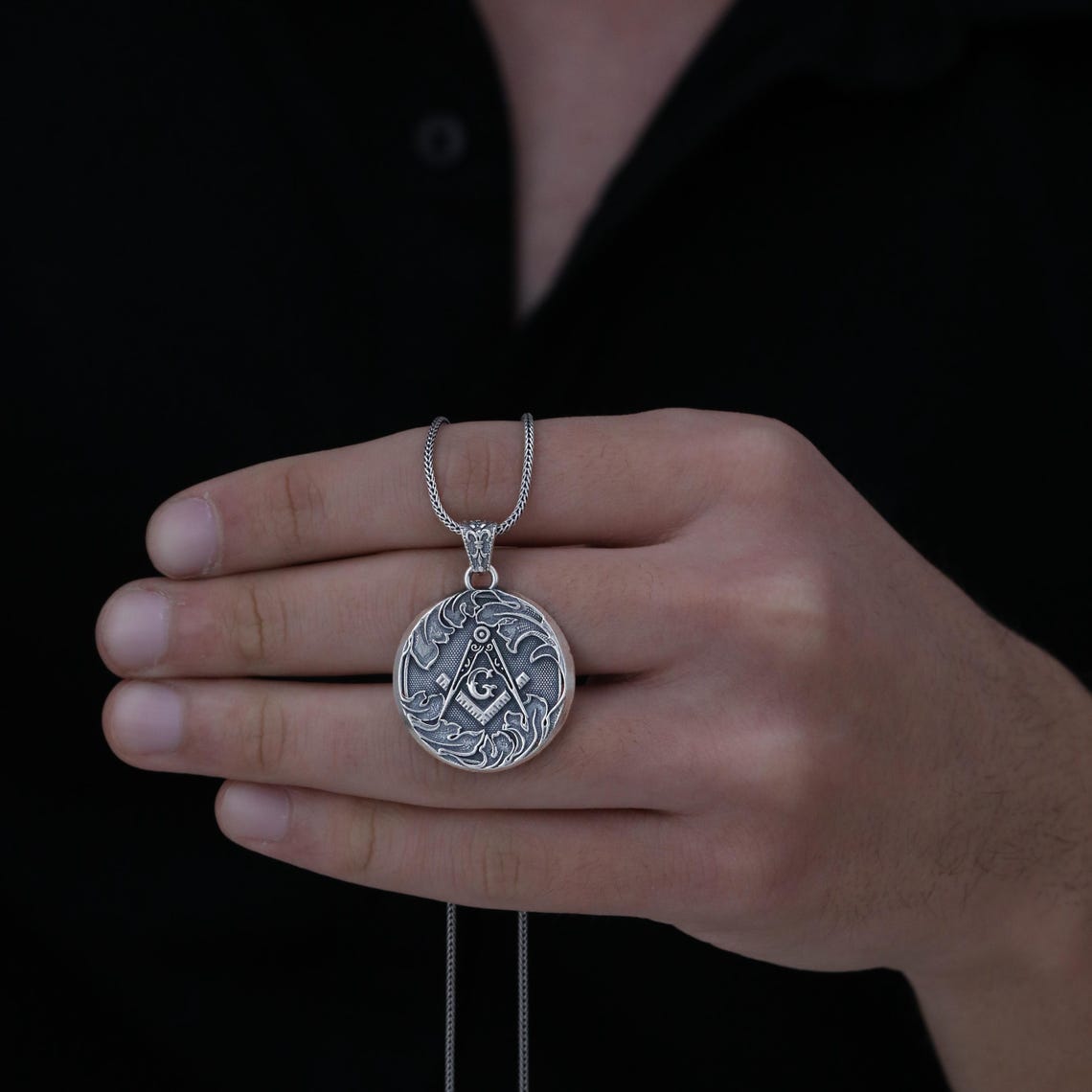 Masonic Symbol Medallion Necklace: All Seeing Eye Freemason Jewelry ...