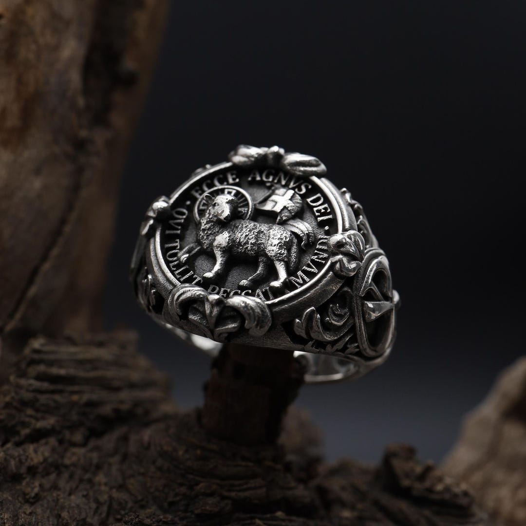 Agnus Dei Lamb Ring: 925K Sterling Silver Lamb of God Ring - Etsy
