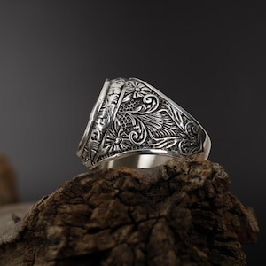 Handmade Family Tree Signet Ring, Tree of Life Celtic Ring, Yggdrasil ...