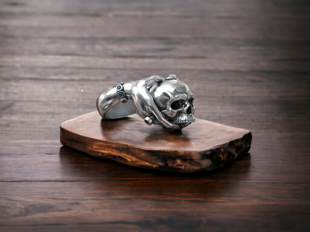 Hands Holding Skull Head Ring, Gothic Men Ring, Skull Jewelry, Punk ...
