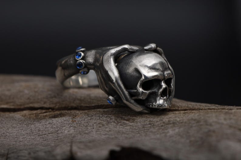 Hands Holding Skull Head Ring, Gothic Men Ring, Skull Jewelry, Punk ...