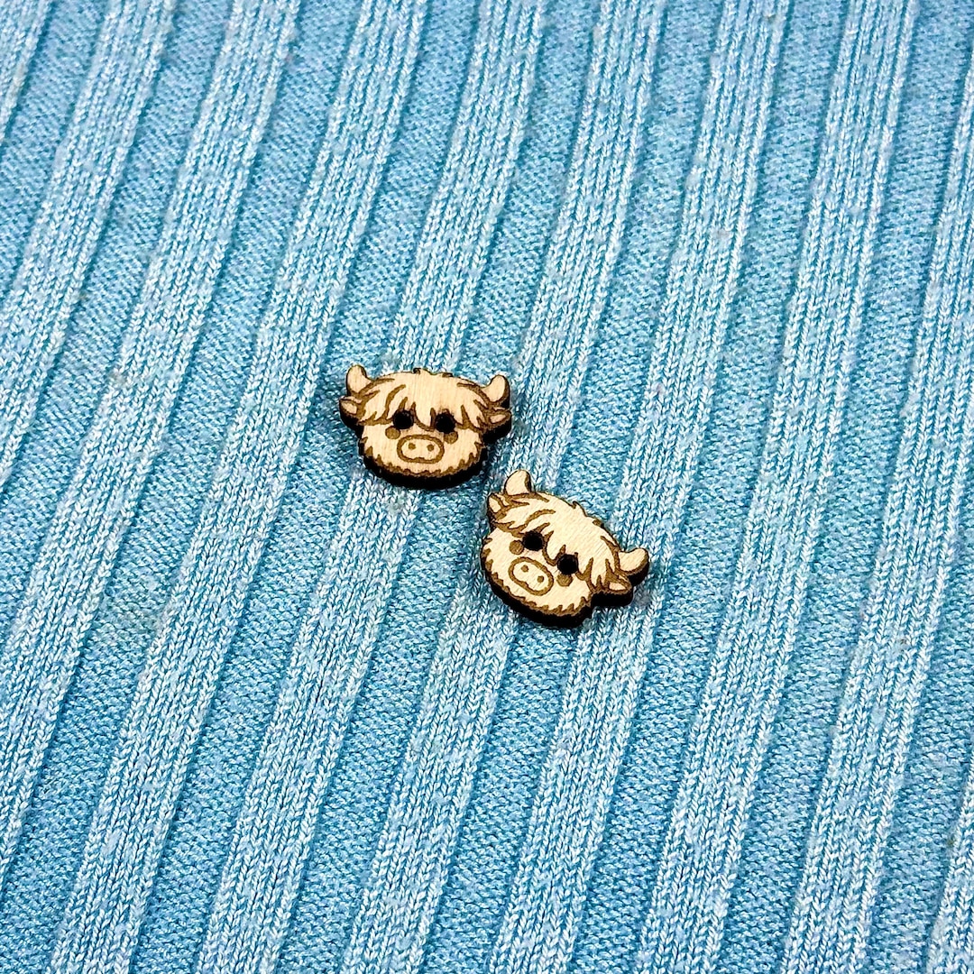 Highland Cow Wooden Buttons: 15mm Animal Crochet Accessories - Etsy